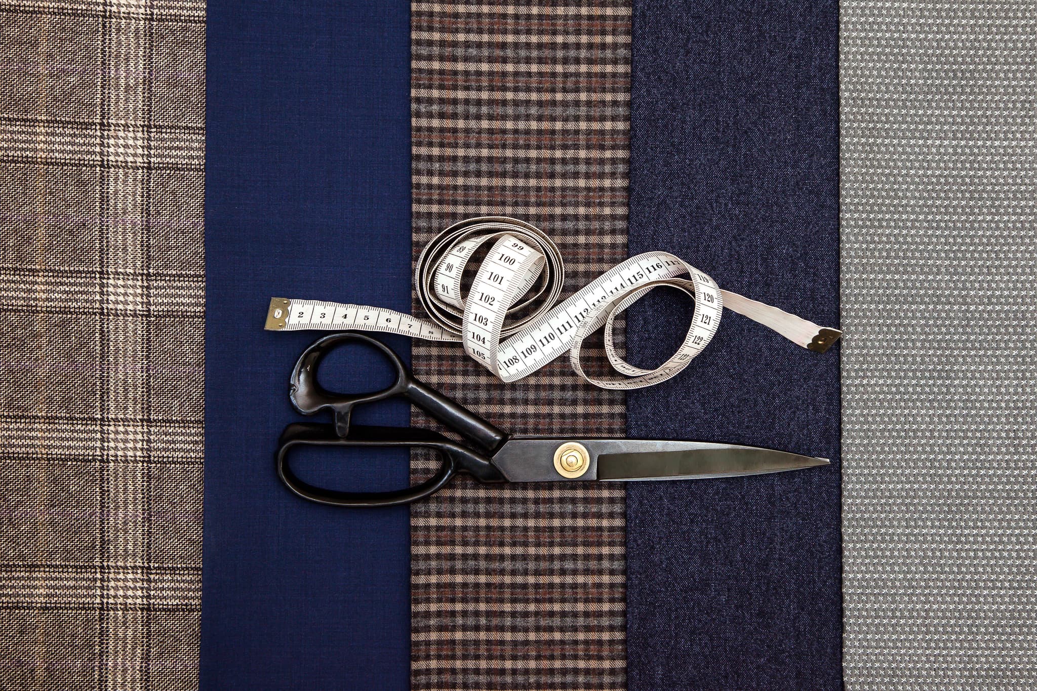 Suit Bar Custom Clothier | The only custom suiting experience in Michigan